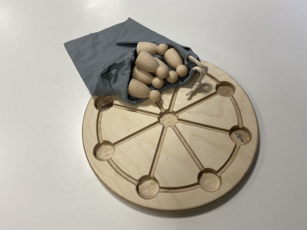 CWWH-Onlineshop - Mill Game - one of the oldest board games we know